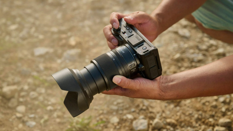 Nikon ZR - kompaktowa kamerka pełnoklatkowa, jakiej naprawdę ...